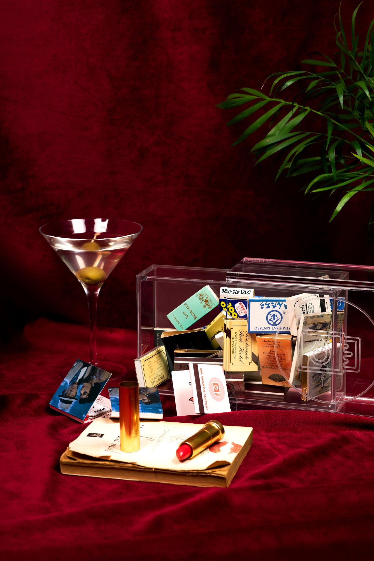 CYD - SMALL BOX – OH, WHAT A MATCH!